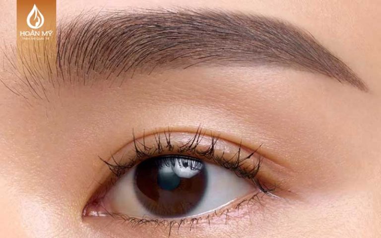 THẾ NÀO LÀ MỘT ĐÔI CHÂN MÀY ĐẸP?